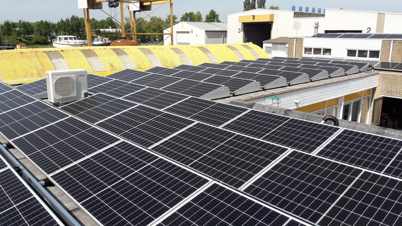 Zonnepanelen en PV panelen: levering en montage. Omvormers ...